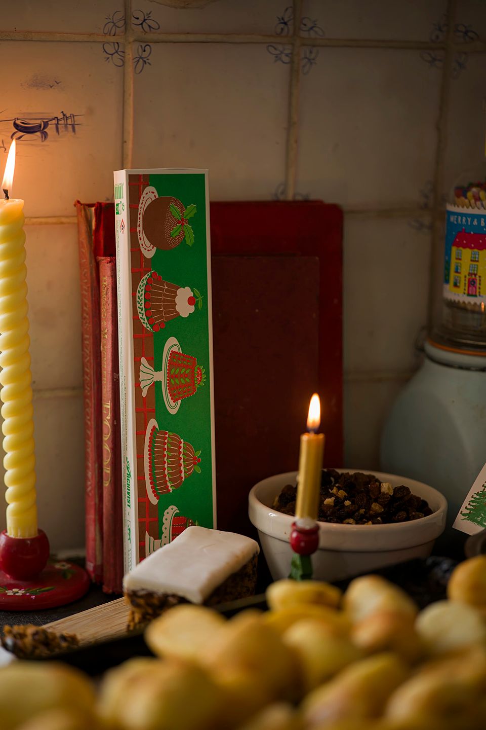 Christmas Pudding Long Matches – Moon On The Hill